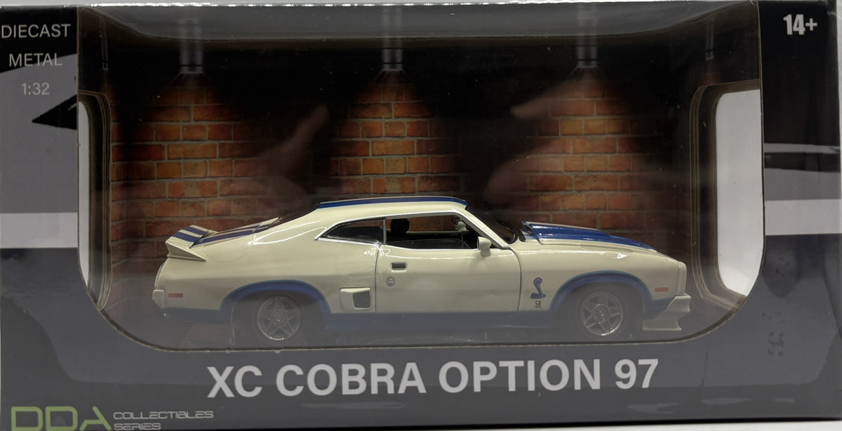 1/32 Xc Cobra Option 97 Cream/Blue New In Display Box – TUFFTRUCKS ...