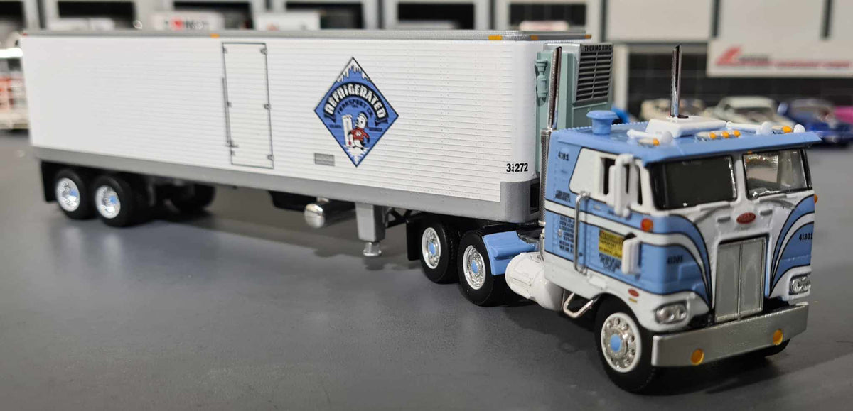 1/64 Peterbilt 352 Coe Refrigerated Transport With 40Ft Vintage Refrig ...