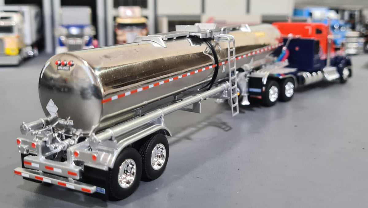 1/64 DCP / FIRST GEAR RED AND BLUE KENWORTH W990 WITH TANKER TRAILER 6 ...